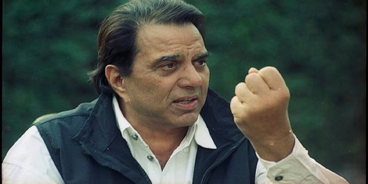 Veteran Bollywood actor Dharmendra dies in Mumbai Khaborer Kagoj